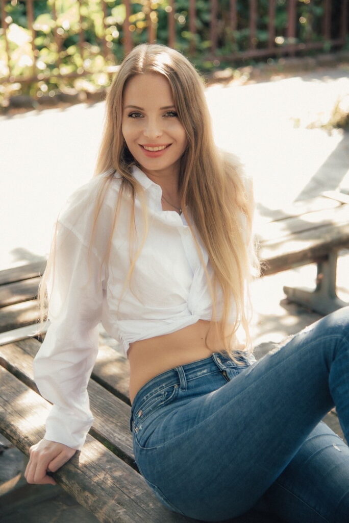 Tanya H – 外国人モデル | AnnyKate Models