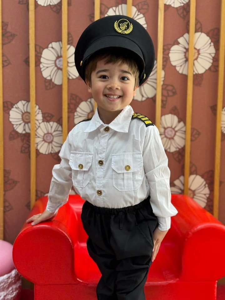 ルイ – 外国人モデル | AnnyKate Models